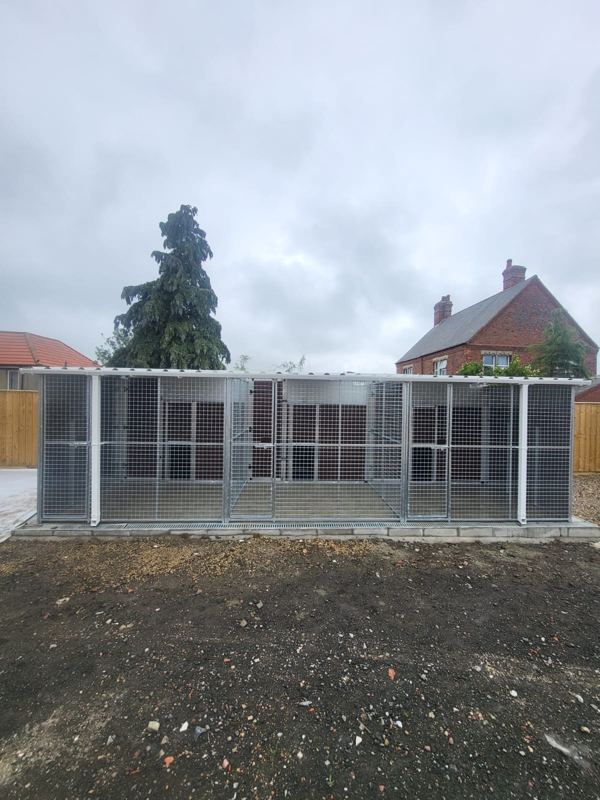 The iDesign Kennel Kabin | iDesign Kennels | iDesign Fabrications LTD