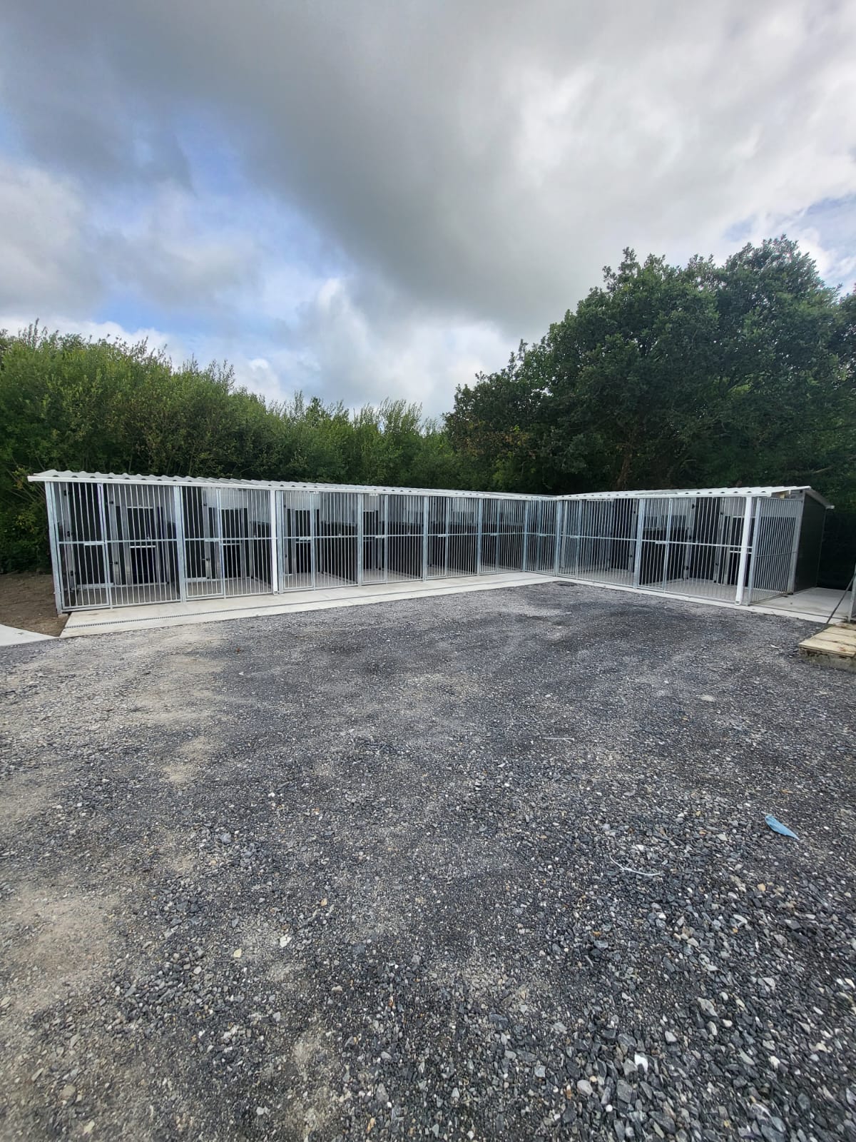 The iDesign Kennel Kabin | iDesign Kennels | iDesign Fabrications LTD